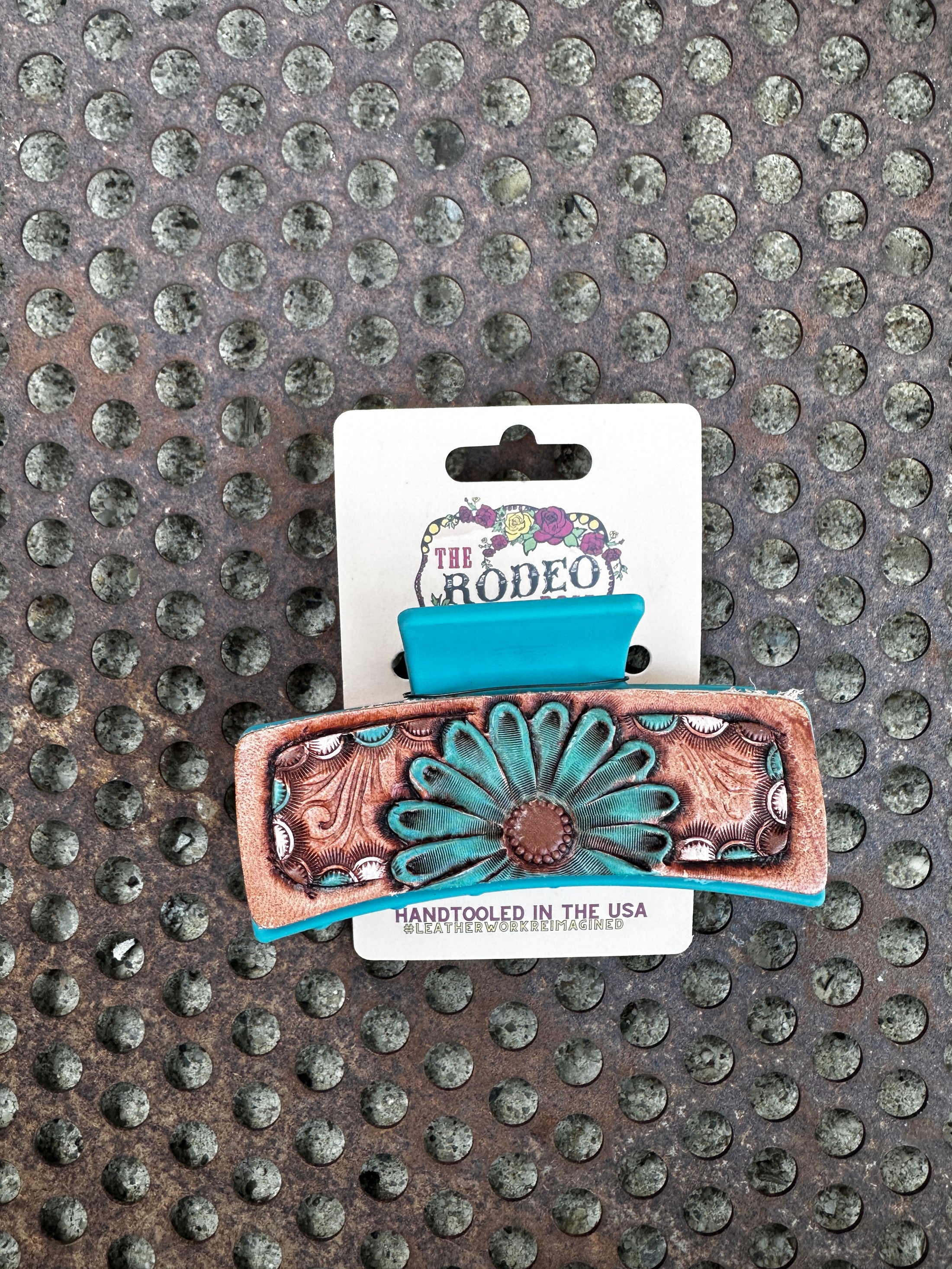 Hand tooled Leather Hair clip Gerbera – The Rodeo Rose